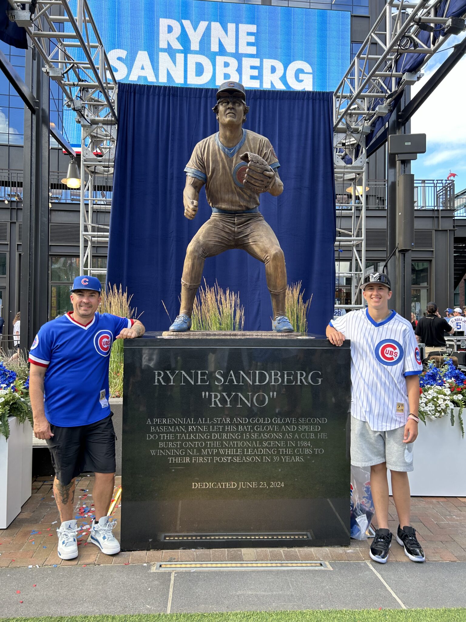 Ryne Sandberg Statue Celebration Provided Brief Respite from Cubs' Woes